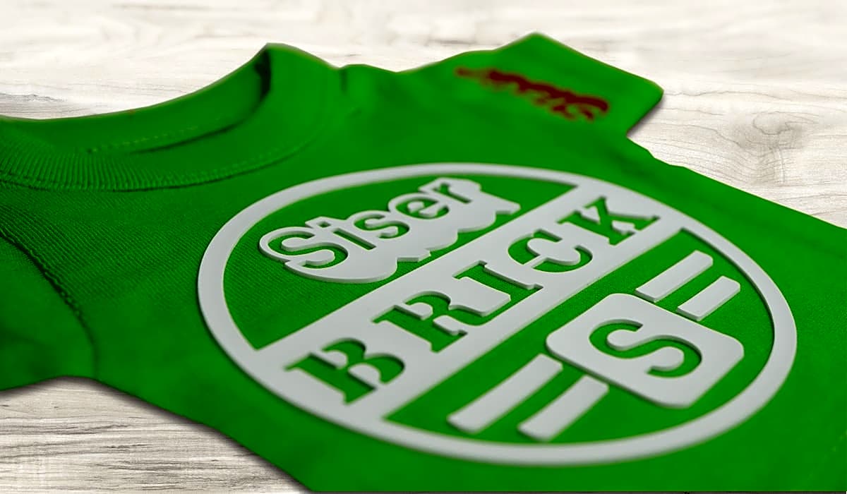 Skab holdbare designs med Siser Brick 600